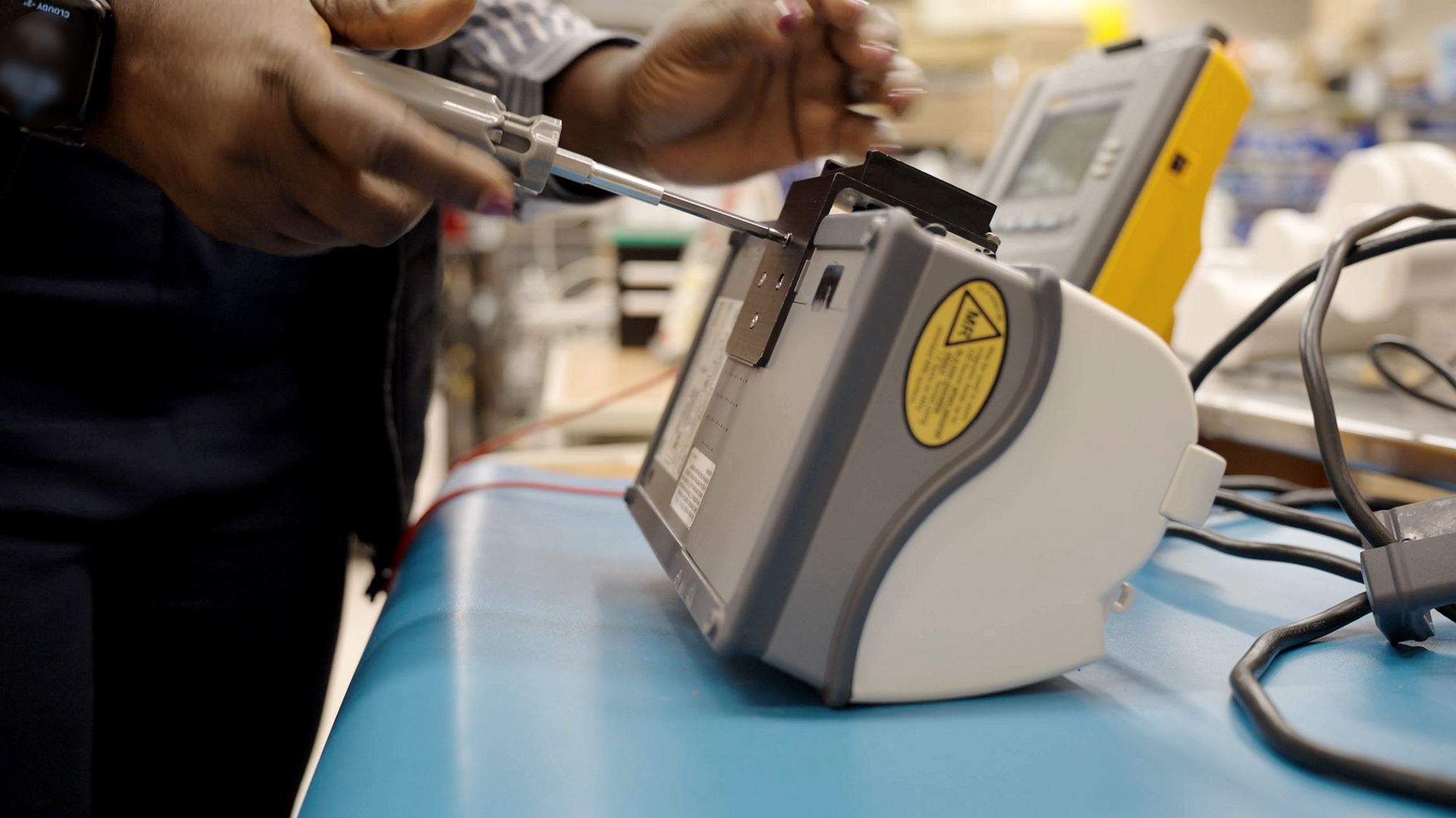 Biomedical Engineering Technologist: Occupations in Alberta - alis